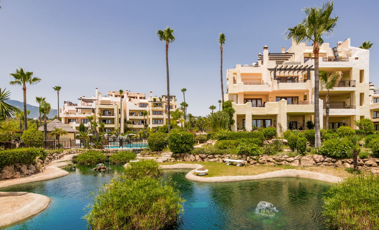 Bahia Del Velerin – Estepona - mundialinvest.com